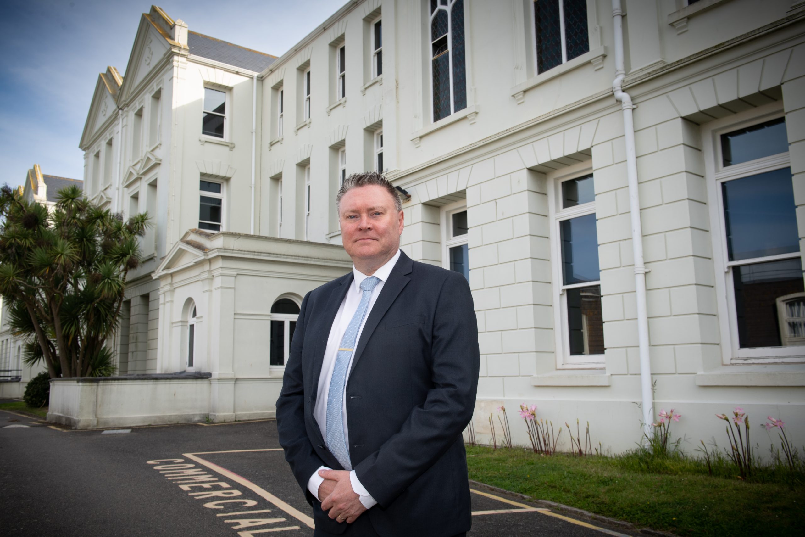 Review of apprenticeship system as Government seeks move to "demand-led ...