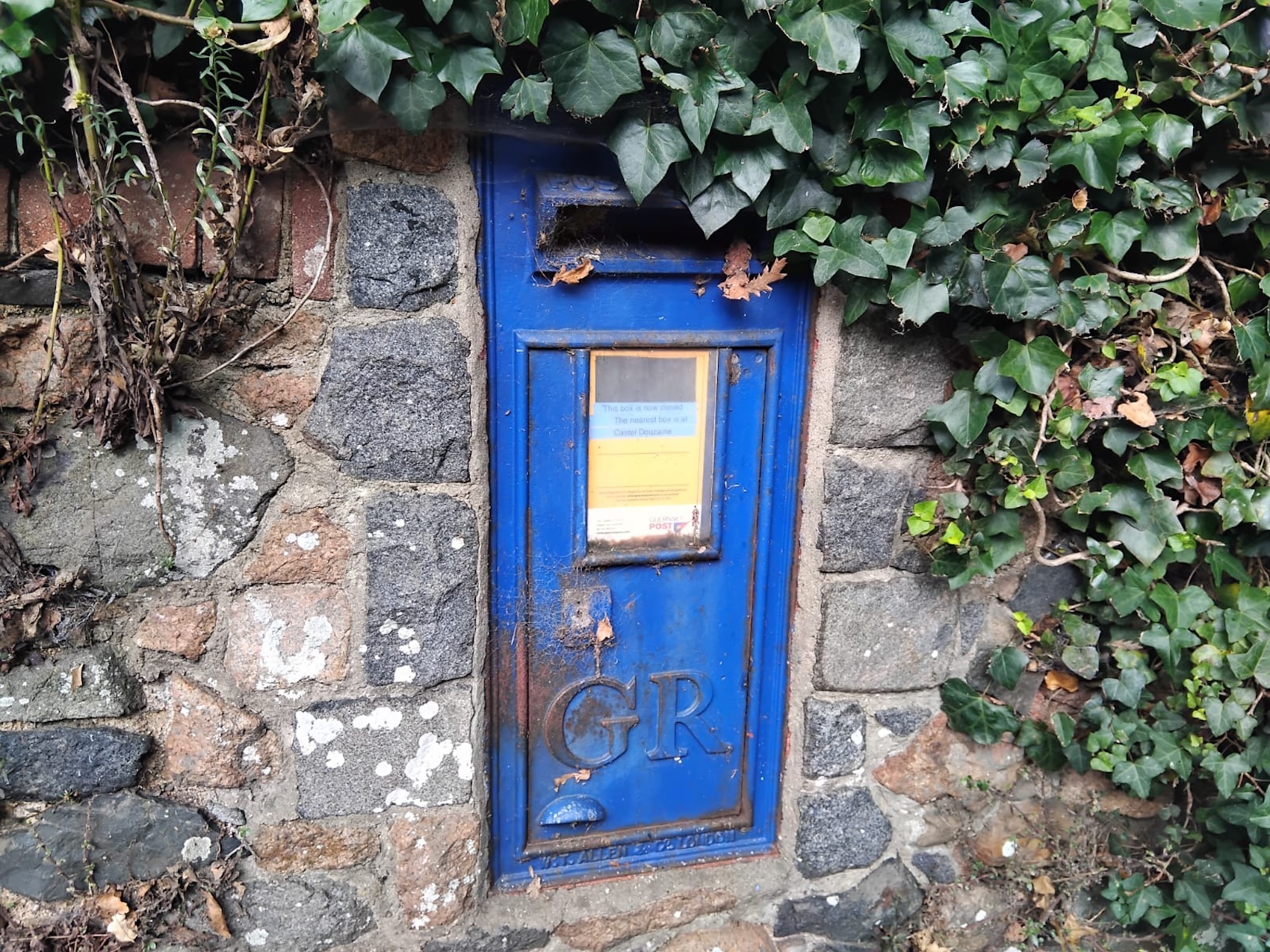 Some saved, but 83 post boxes to close - Bailiwick Express News Guernsey