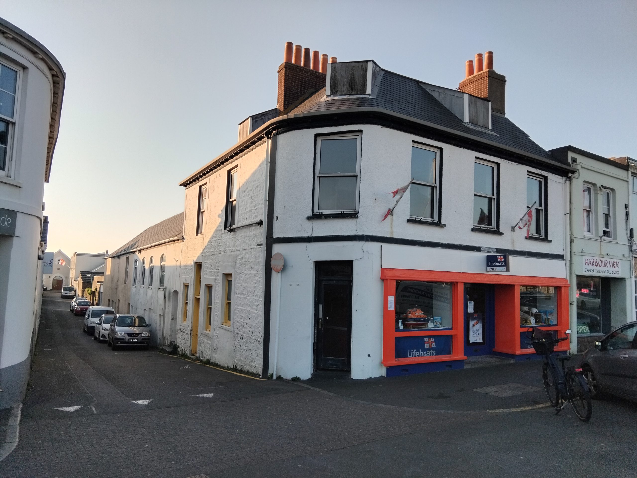 Commercial Road plans to bring a new restaurant and flats to the Bridge ...