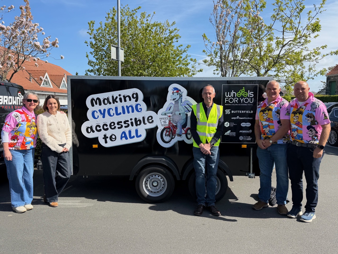 Charity donates more equipment to help another charity - Bailiwick ...